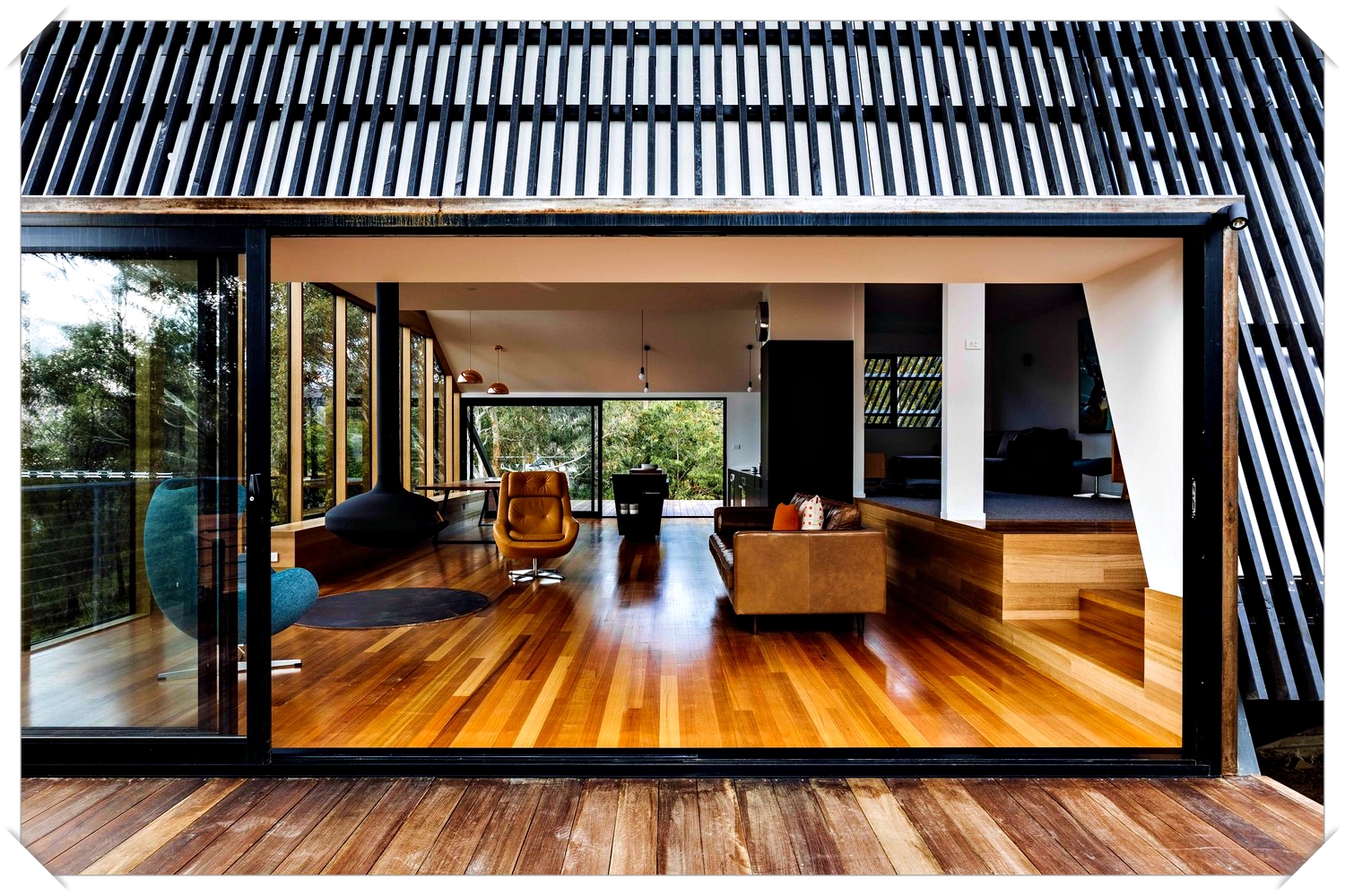 Fachada de casa de madera con aires modernos - Diseño interior ...